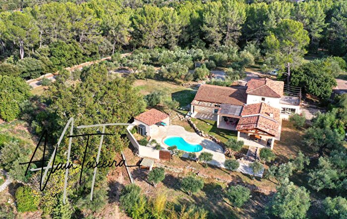 Maison à vendre - Taradeau - 7 pièces - 4 chambres