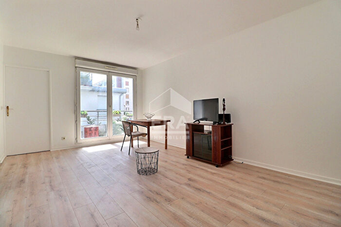 Aubervilliers, Paul Bert : Appartement 2 pièces à vendre