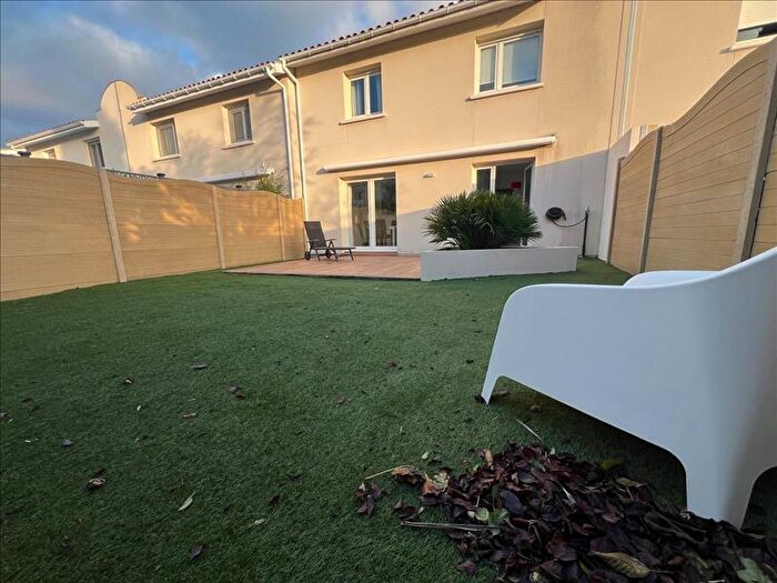 Maison à louer - Eysines, Migron - 4 pièces - 3 chambres