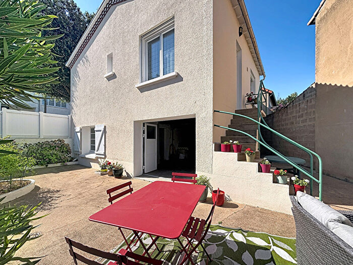 Maison 5 pièces à vendre à Les Sables-d'Olonne, Les Roses, Route du Château d'Olonne