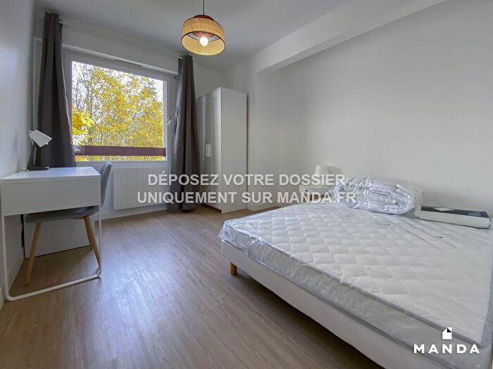 Appartement à louer - Justice-Heuruelles, Cergy - 6 pièces - 5 chambres