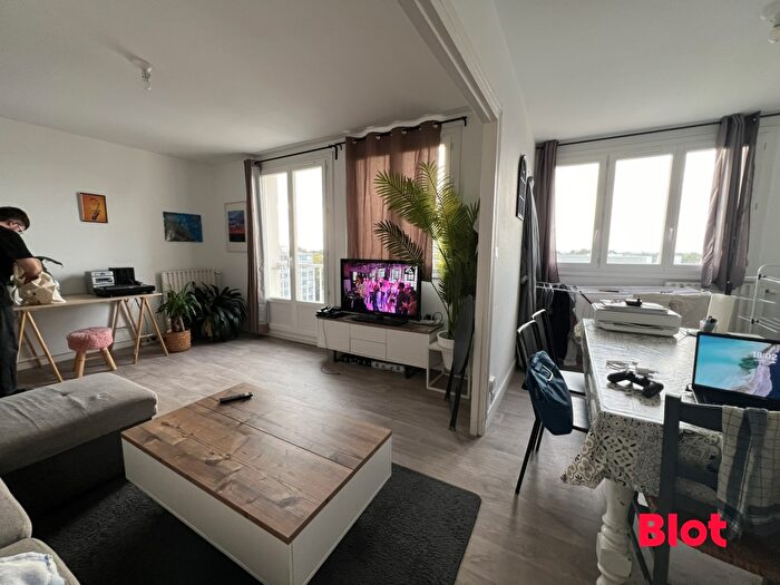 Appartement à vendre - Quartiers Sud-Ouest, Bréquigny - 4 pièces - 3 chambres