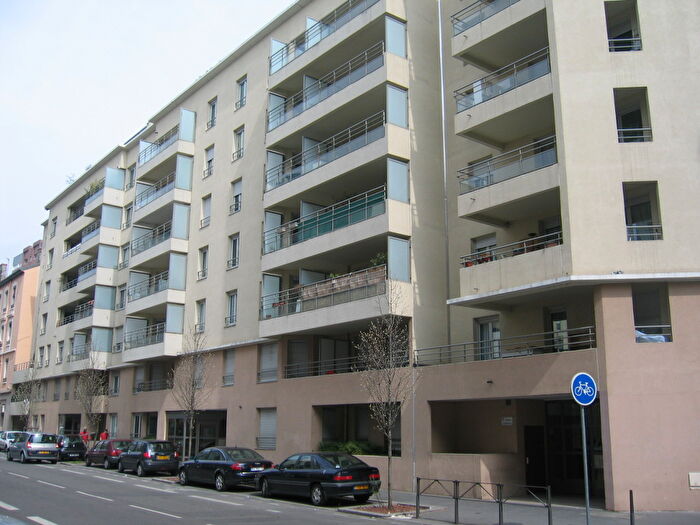 Appartement 2 pièces à louer à Villeurbanne, Ferrandière, Maisons Neuves