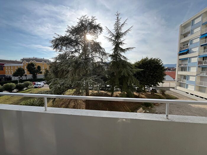 Valence, Petit Charran - Appartement 3 pièces à louer