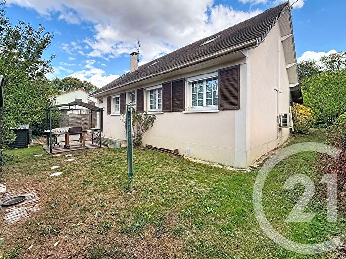 Le Thillay : Maison 7 pièces à vendre