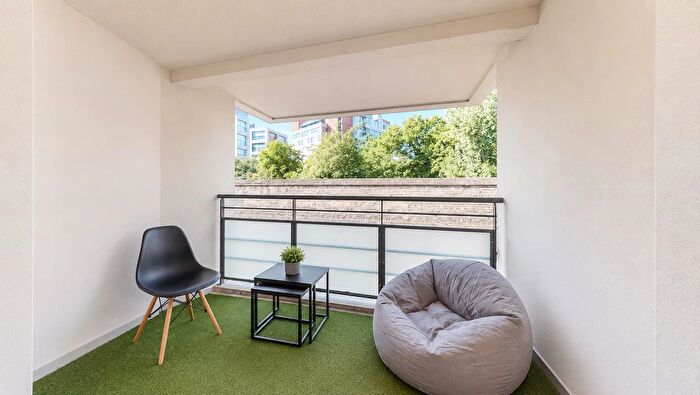 Appartement 2 pièces à Toulouse, Saint-Michel, à vendre