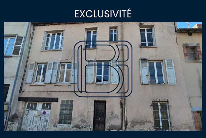 Maison à vendre - Ambert - 12 pièces - 7 chambres