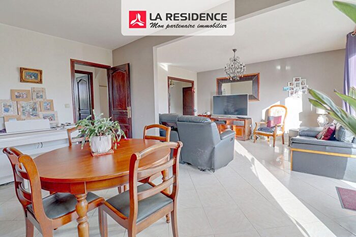 Maison à vendre - Verneuil-sur-Seine, Aulnay Mallo, Gros Chênes, Chemin vert, Parc Noir - 5 pièces - 3 chambres