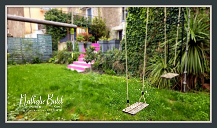 Maison à vendre - Saint-Chinian - 8 pièces - 5 chambres