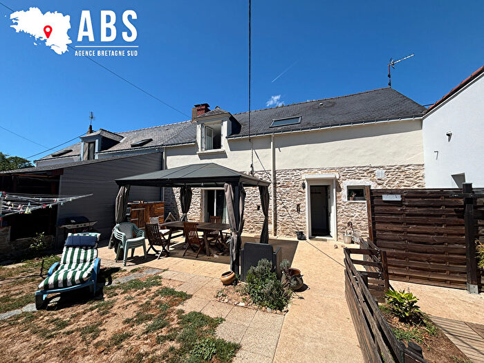 Maison 4 pièces à louer à Férel