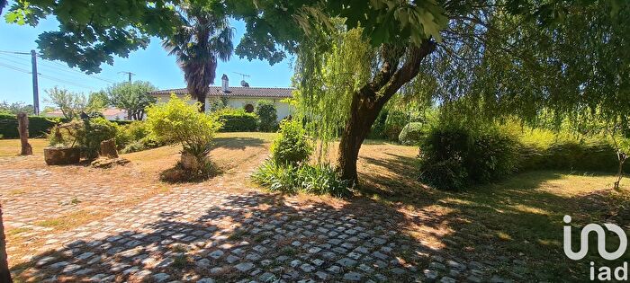 Maison à vendre - Chaniers - 4 pièces - 3 chambres