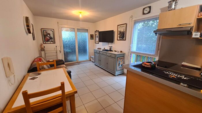 Saint-André-de-Cubzac : Appartement 2 pièces à vendre