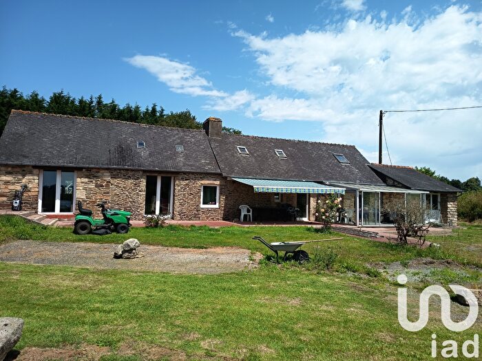 Maison à vendre - Trébrivan - 6 pièces - 3 chambres