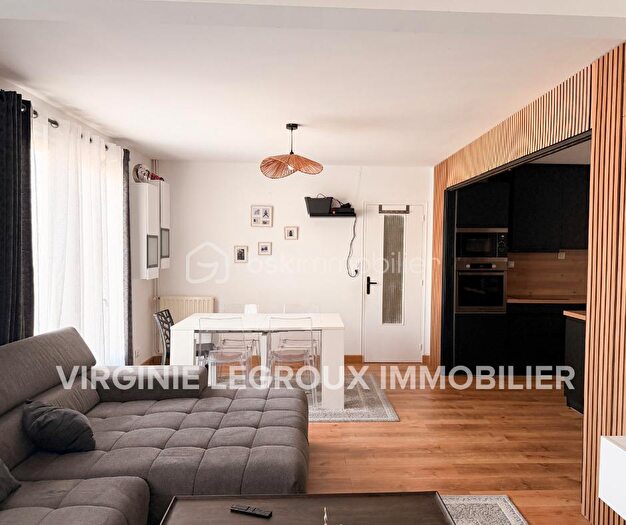 Maison 4 pièces à Saint-Pierre-la-Cour, à vendre