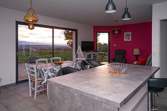 Maison à vendre - Andoins - 4 pièces - 3 chambres