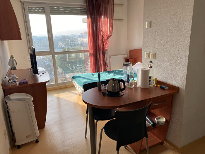 Appartement à vendre - Valence, Le Polygone - 1 pièce - 1 chambre
