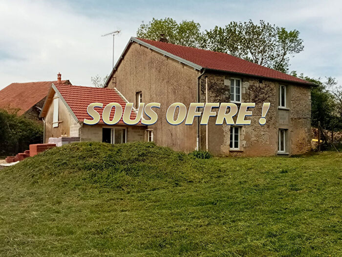 Maison à vendre - Champlitte - 5 pièces - 4 chambres