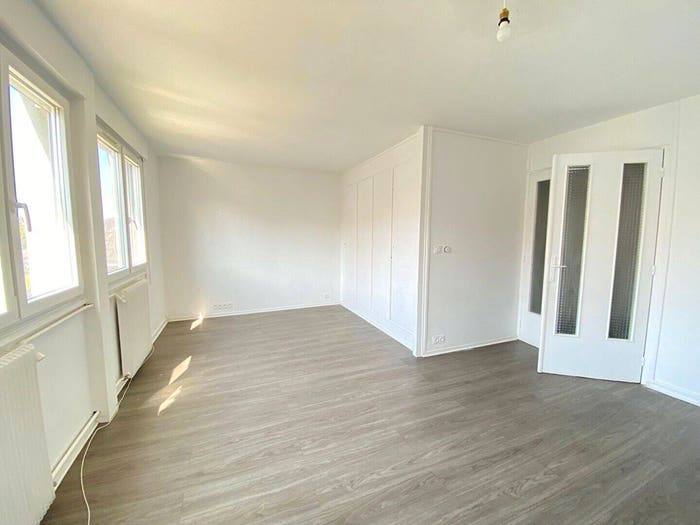 Foch, Poissy : Appartement 2 pièces à louer