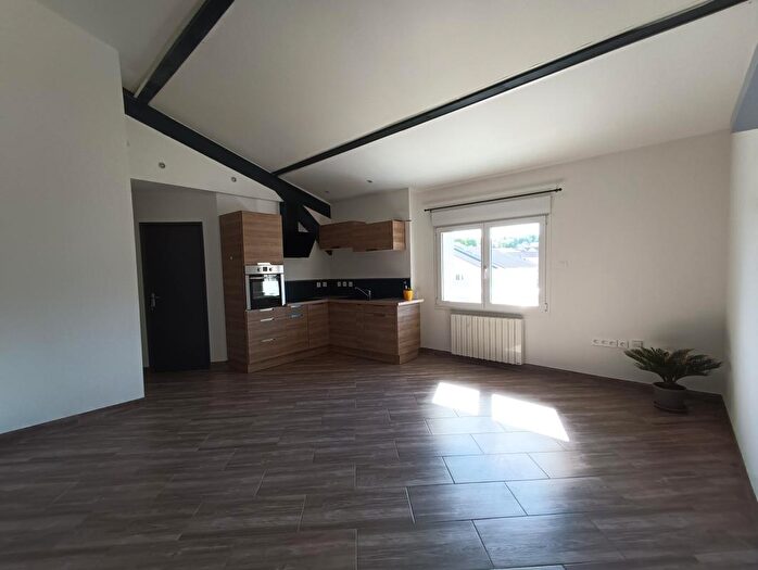 Appartement 3 pièces à louer à Dampierre-les-Bois
