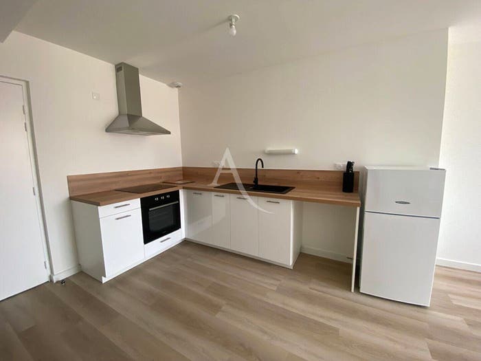 Est, Chalonnes-sur-Loire - Appartement 2 pièces à louer