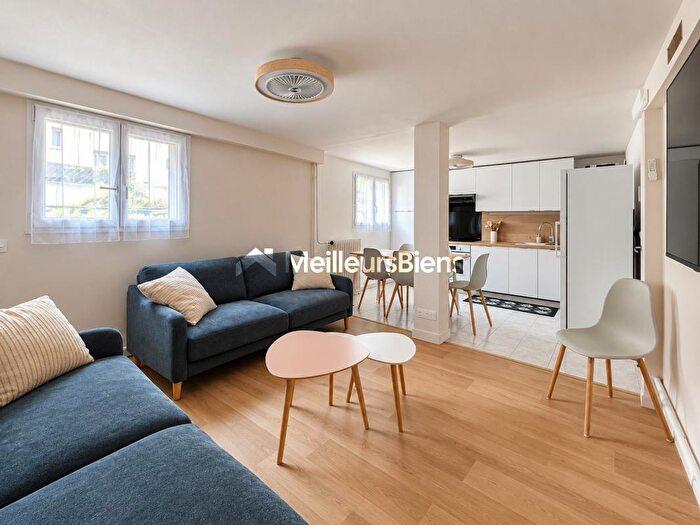 Maison 8 pièces à Bagneux, Schweitzer, Barbanson, Paul Vaillant Couturier, à louer