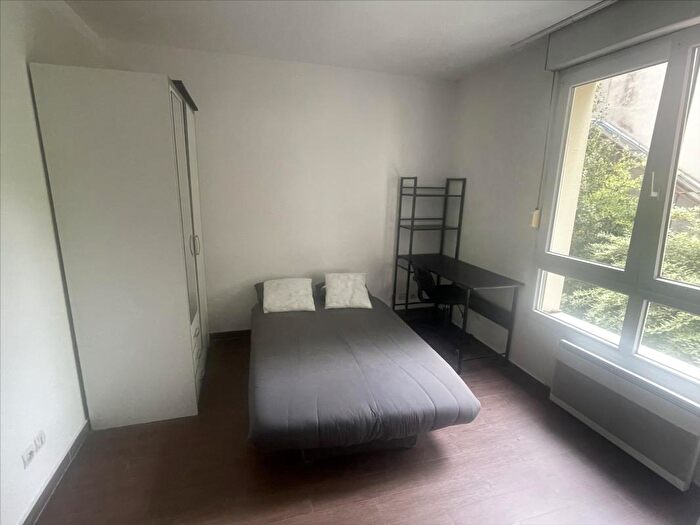 Appartement 1 pièce à Mulhouse, Centre historique, à louer