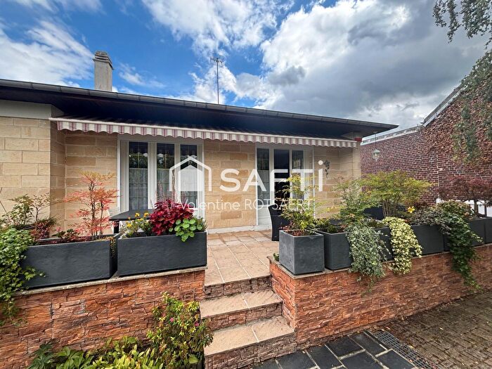 Maison à vendre - Compiègne, Royallieu, Village - 4 pièces - 3 chambres