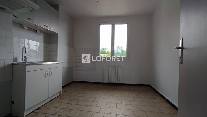 Appartement à louer - Neuvéglise - 3 pièces - 2 chambres