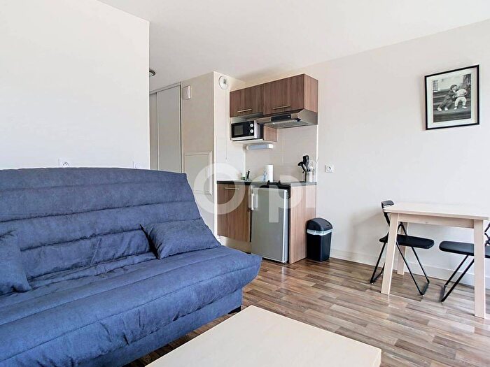 Arsonval, Brive-la-Gaillarde - Appartement 1 pièce à louer