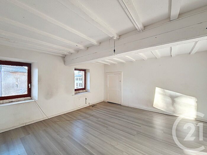 Maisons à vendre et appartements à louer - 3