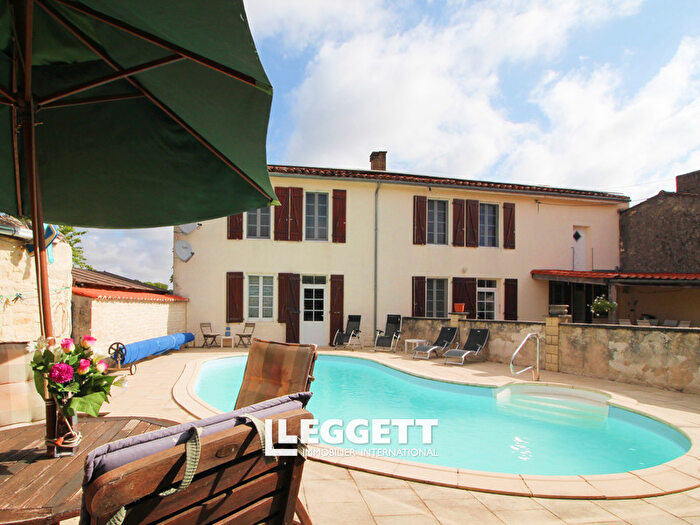 Maison à vendre - Villiers-Couture - 10 pièces - 7 chambres