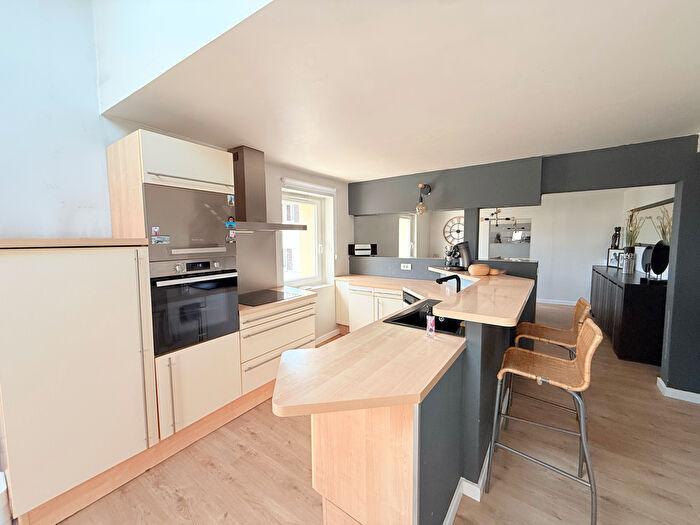 Appartement 4 pièces à vendre - Manom