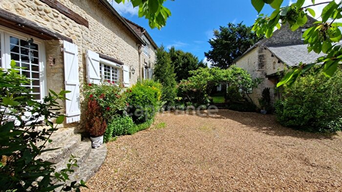 Maison à vendre - Autruy-sur-Juine - 8 pièces - 5 chambres