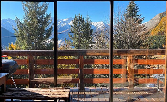 Maison à vendre - Huez - 5 pièces - 4 chambres