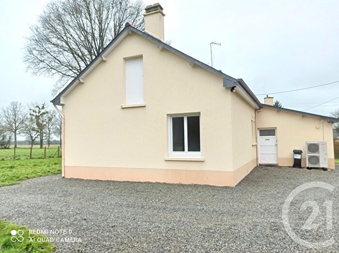 Maison à louer - Domalain - 4 pièces - 3 chambres