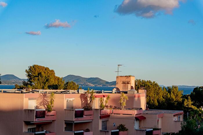 Appartement à vendre - La Seyne-sur-Mer, Ouest - 4 pièces - 3 chambres