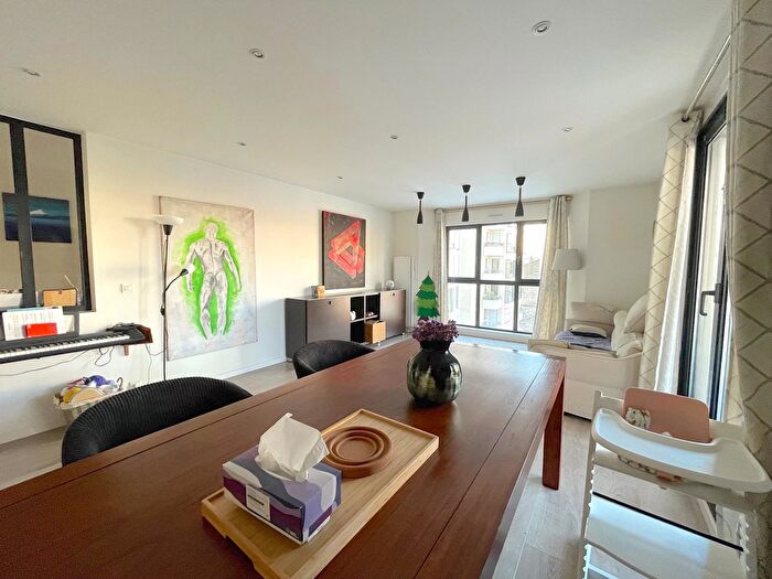 Appartement à vendre - Puteaux, Pressensé, Rives de Seine - 4 pièces - 3 chambres