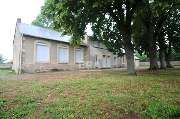Appartement à louer - La Guerche-sur-lAubois - 3 pièces - 2 chambres