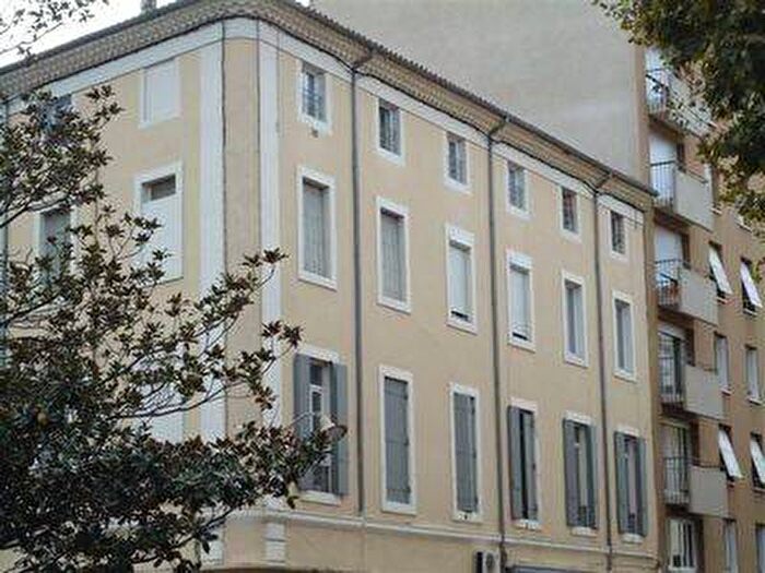 Centre Ville-Louis Blanc, Alès - Appartement 2 pièces à louer