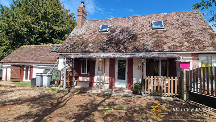 Maison 4 pièces à vendre à Méréglise