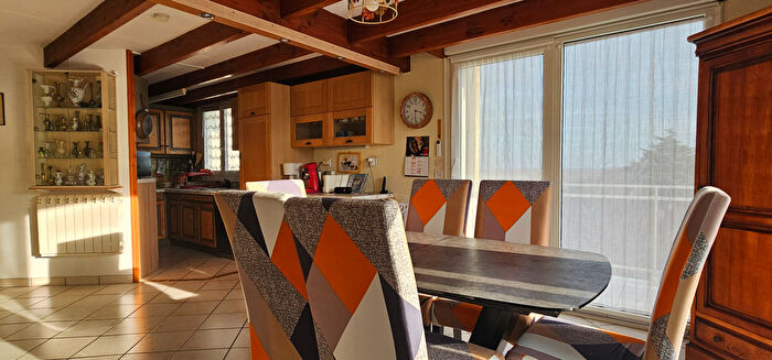 Appartement à vendre - Saintes, Bellevue, La Grange, Les Boiffiers - 4 pièces - 2 chambres