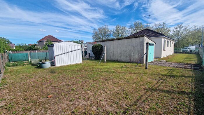 Maison à vendre - Fleury-les-Aubrais, Centre-ville, Lamballe - 4 pièces - 3 chambres