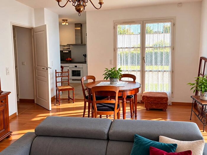 Appartement 2 pièces à vendre à Fontainebleau, Constance, Fleury