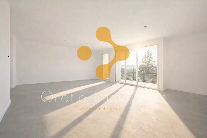 Appartement à vendre - Villy-le-Pelloux - 4 pièces - 3 chambres