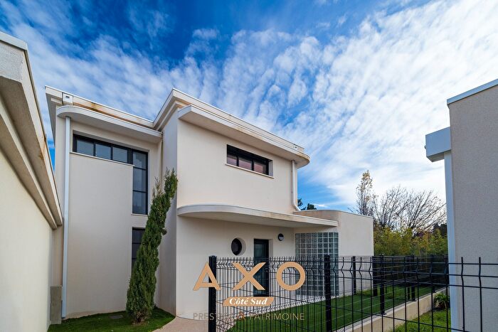 Maison à vendre - Salon-de-Provence, Canourgues - 4 pièces - 3 chambres