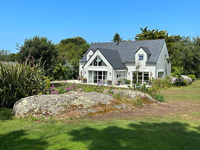 Maison à vendre - Porspoder - 7 pièces - 4 chambres