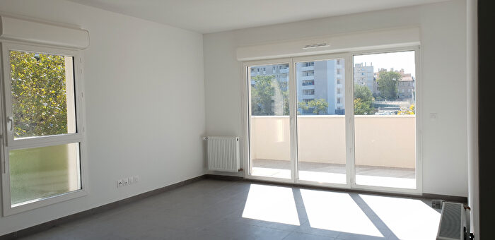 Marseille 14ème, Bon Secours : Appartement 2 pièces à louer