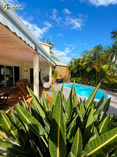 Maison 5 pièces à Les Avirons, Centre-ville, Bois de Nèfles, Le Ruisseau, à vendre