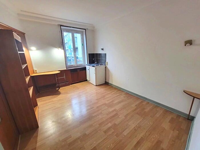 Appartement à louer - Nevers, Cathédrale, Jonction - 1 pièce - 1 chambre