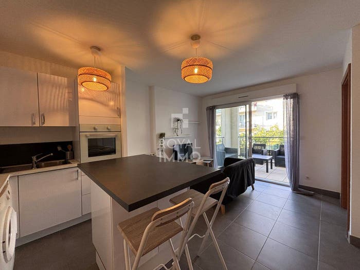 Centre, Le Pradet - Appartement 2 pièces à louer